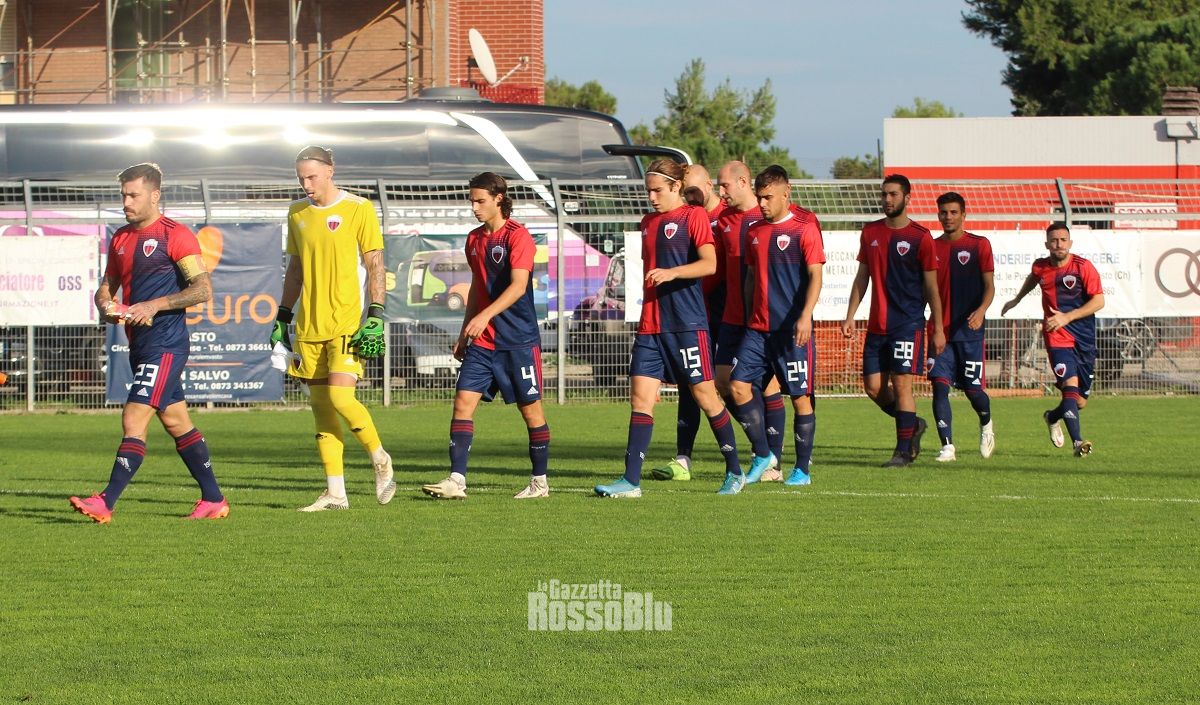 2122 vastese samb ingresso in campo 2 – Gazzetta RossoBlù 2122 vastese samb ingresso in campo 2 – Gazzetta RossoBlù
